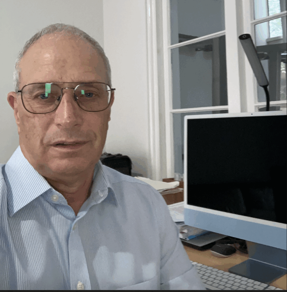 How 60 year-old Gavin Cluss turned a hernia setback into a digital ...